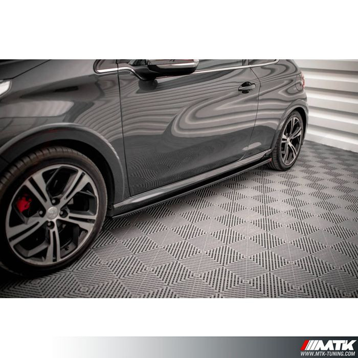 Bas de caisse Maxton Design pour Peugeot 208 GTI